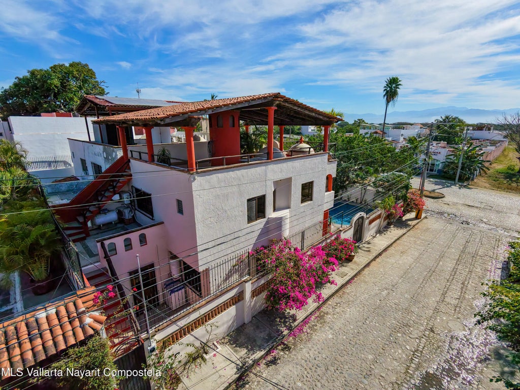 118 Las Palmas Villa Nadine Bucerias, Bucerias, Property Listing: MLS ...