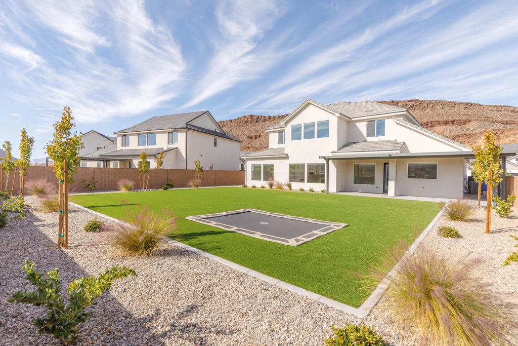 2786 E Freshet Dr, Washington Home For Sale $950,000