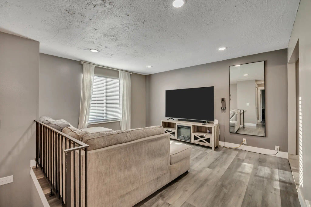 5449 S 3570 W, Taylorsville Property Listing: MLS® #2128736